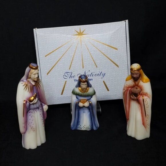 Fenton | Holiday | Vintage Fenton The Wise Men Nativity Set Glass ...